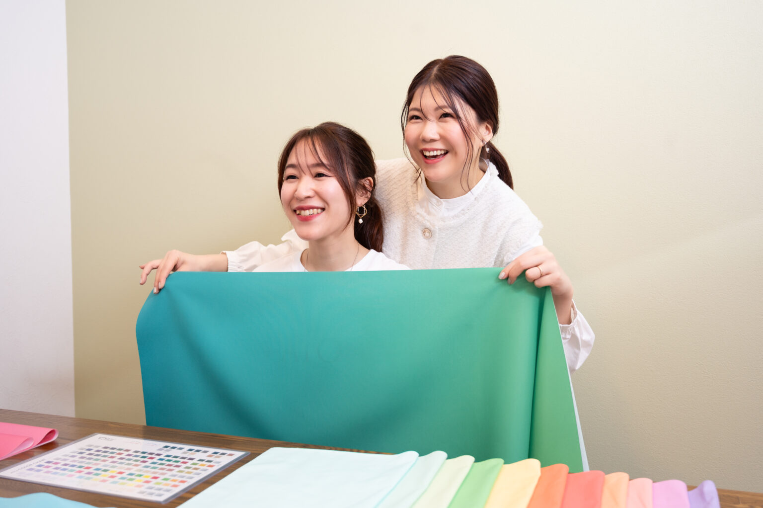 公式【札幌ハッピーカラー】パーソナルカラー・顔タイプ・骨格診断サロン | 札幌駅徒歩6分。16タイプよりも詳しいイエベとブルベの中間の診断も ...