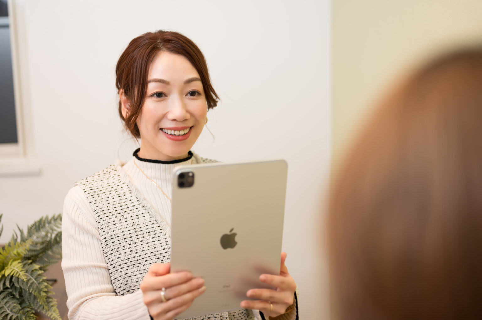 公式【札幌ハッピーカラー】パーソナルカラー・顔タイプ・骨格診断サロン | 札幌駅徒歩6分。16タイプよりも詳しいイエベとブルベの中間の診断も ...